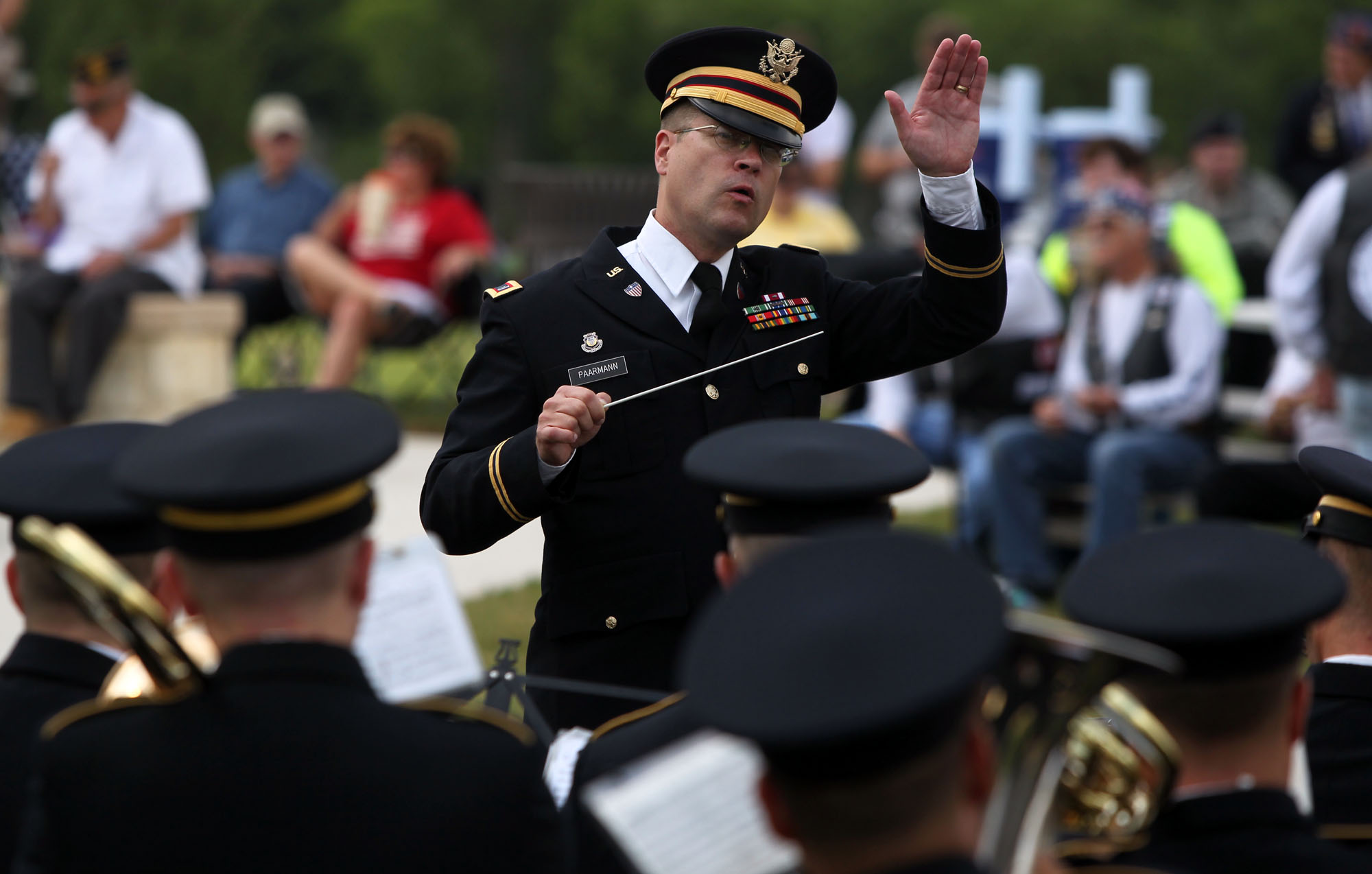 When soldiers pick up instruments, lives are touched