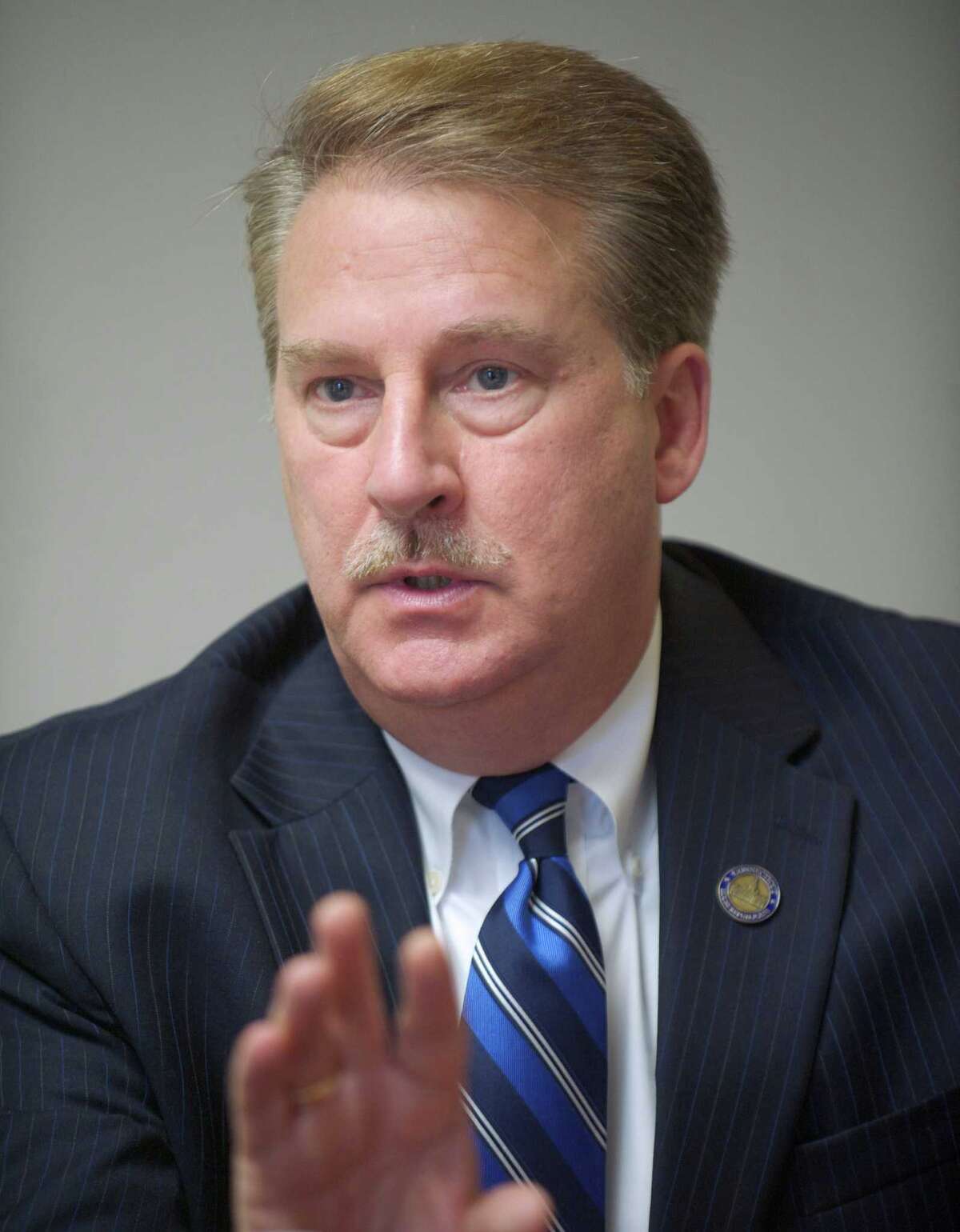 Longtime incumbent faces political newcomer in 107th District race