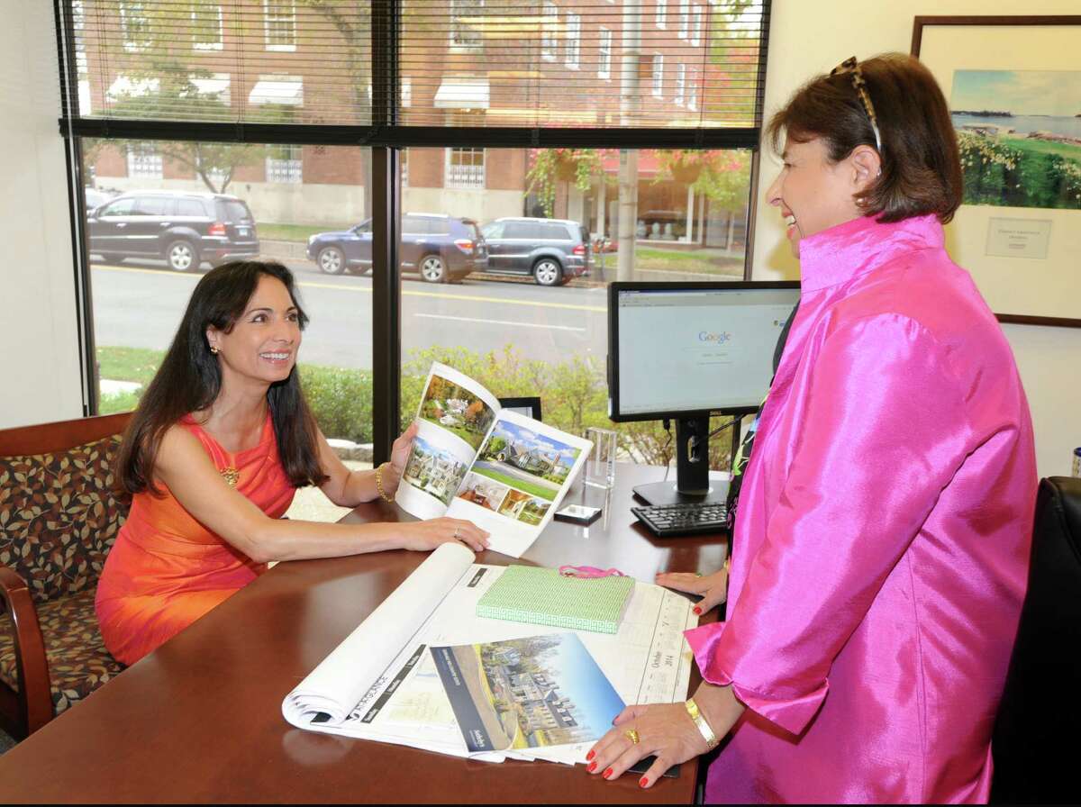 Real estate agencies see value in foreign-language skills