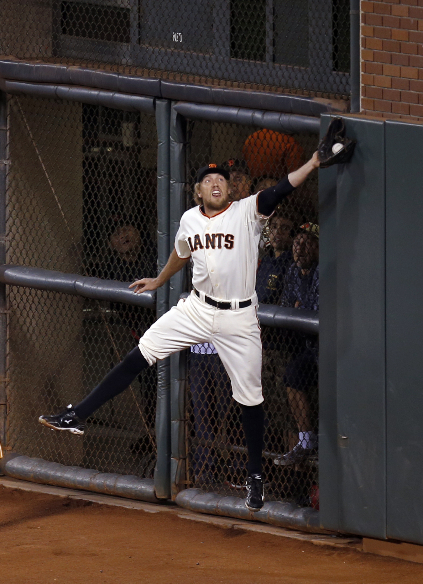Pence at the fence: Outfielder’s catch was signature play