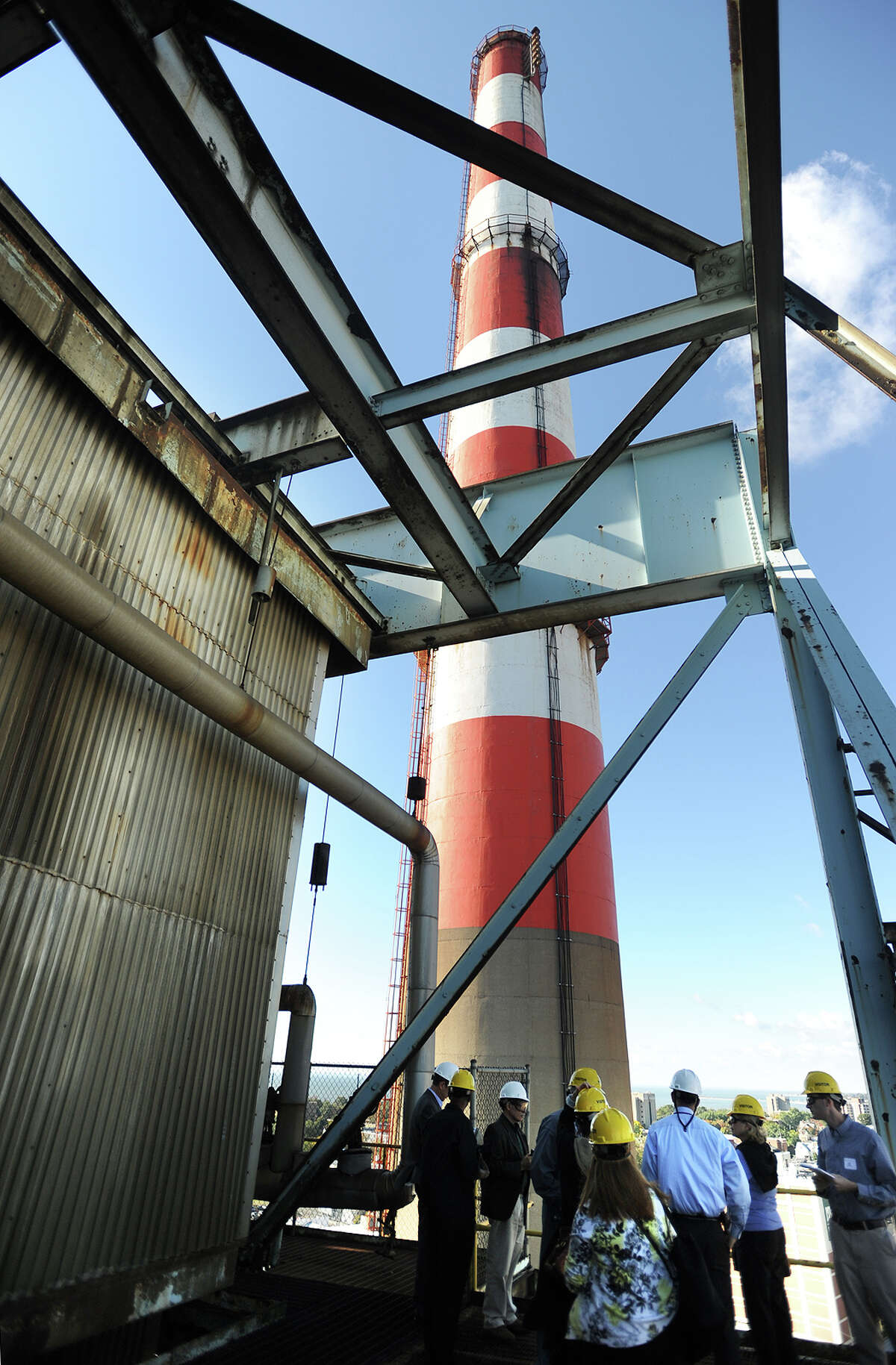 Bridgeport's coal plant in for the long run