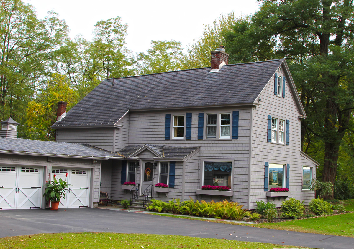 House of the Week: Lakeside in Scotia