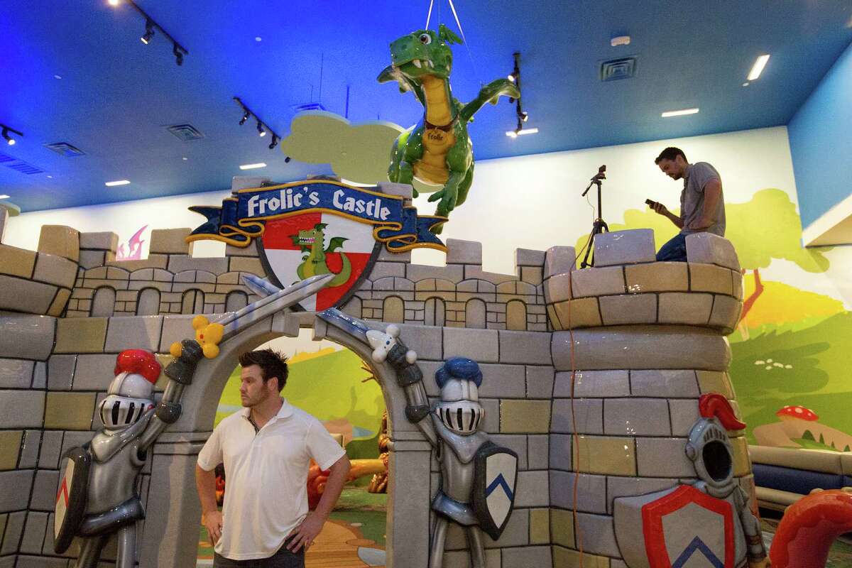 Houston kids to frolic at world's largest mall playground