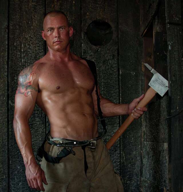 Houston firefighters pose for smokin' hot calendar