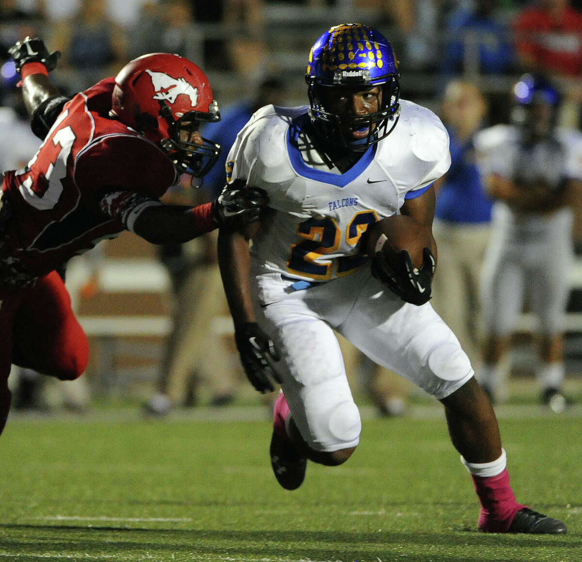 Last-second Hail Mary lifts Channelview past North Shore