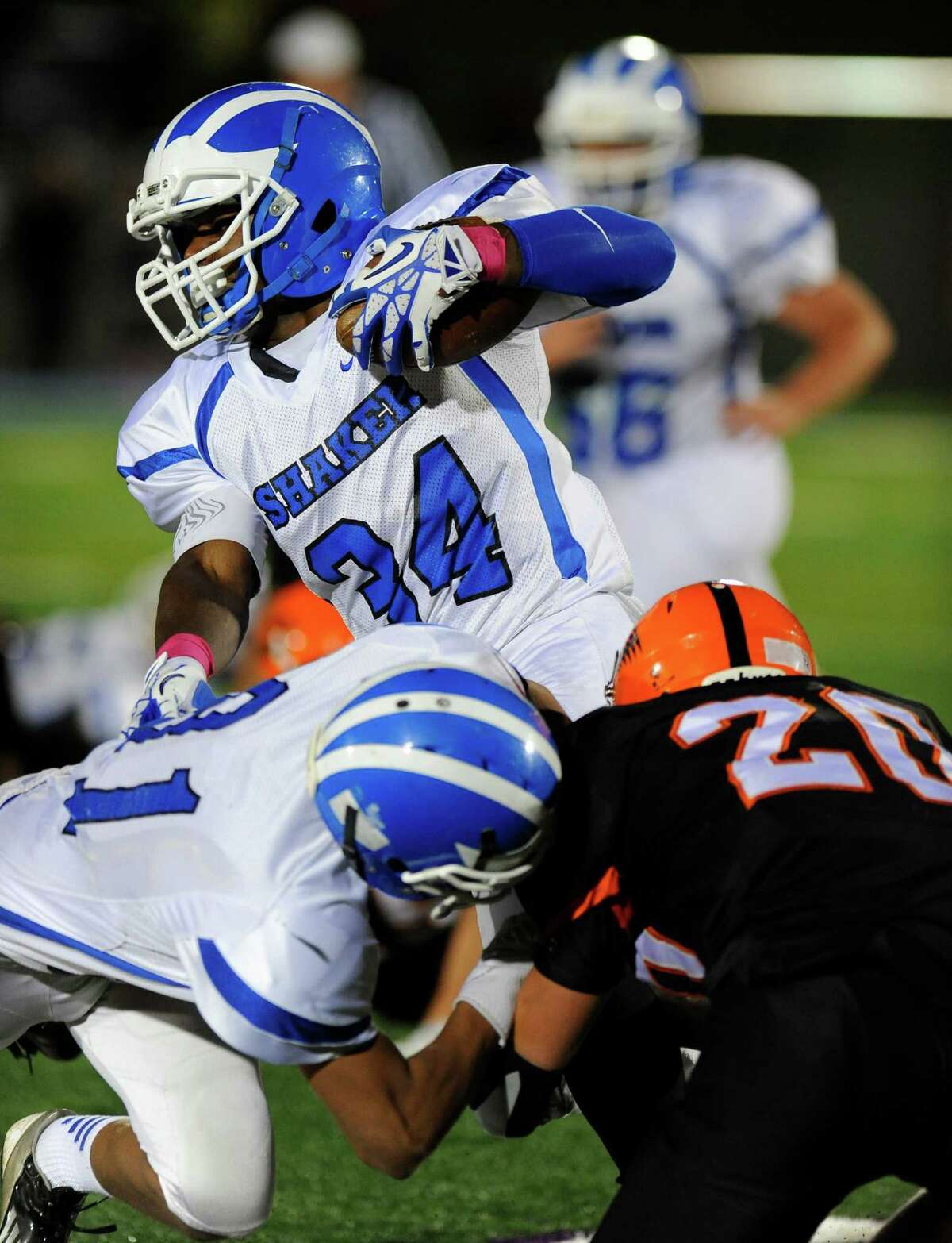 Shaker football pulls away from Bethlehem
