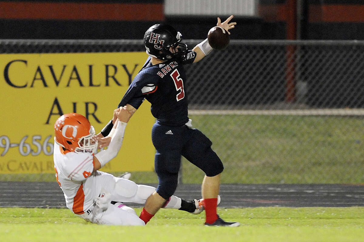 Hardin-Jefferson survives fourth-quarter comeback attempt by Orangefield