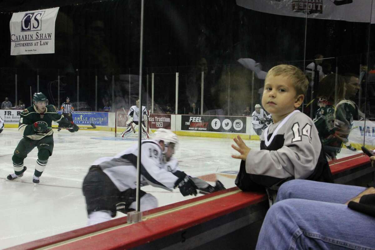mySpy: Rampage fans celebrate opening win