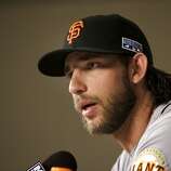 Full-contact play at 1st adds to Bumgarner’s legend - SFGate