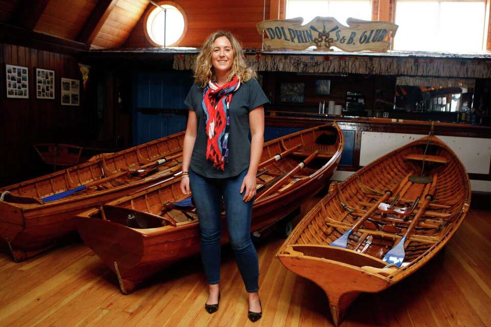 Kim Chambers becomes first woman to swim from Farallones to S.F.