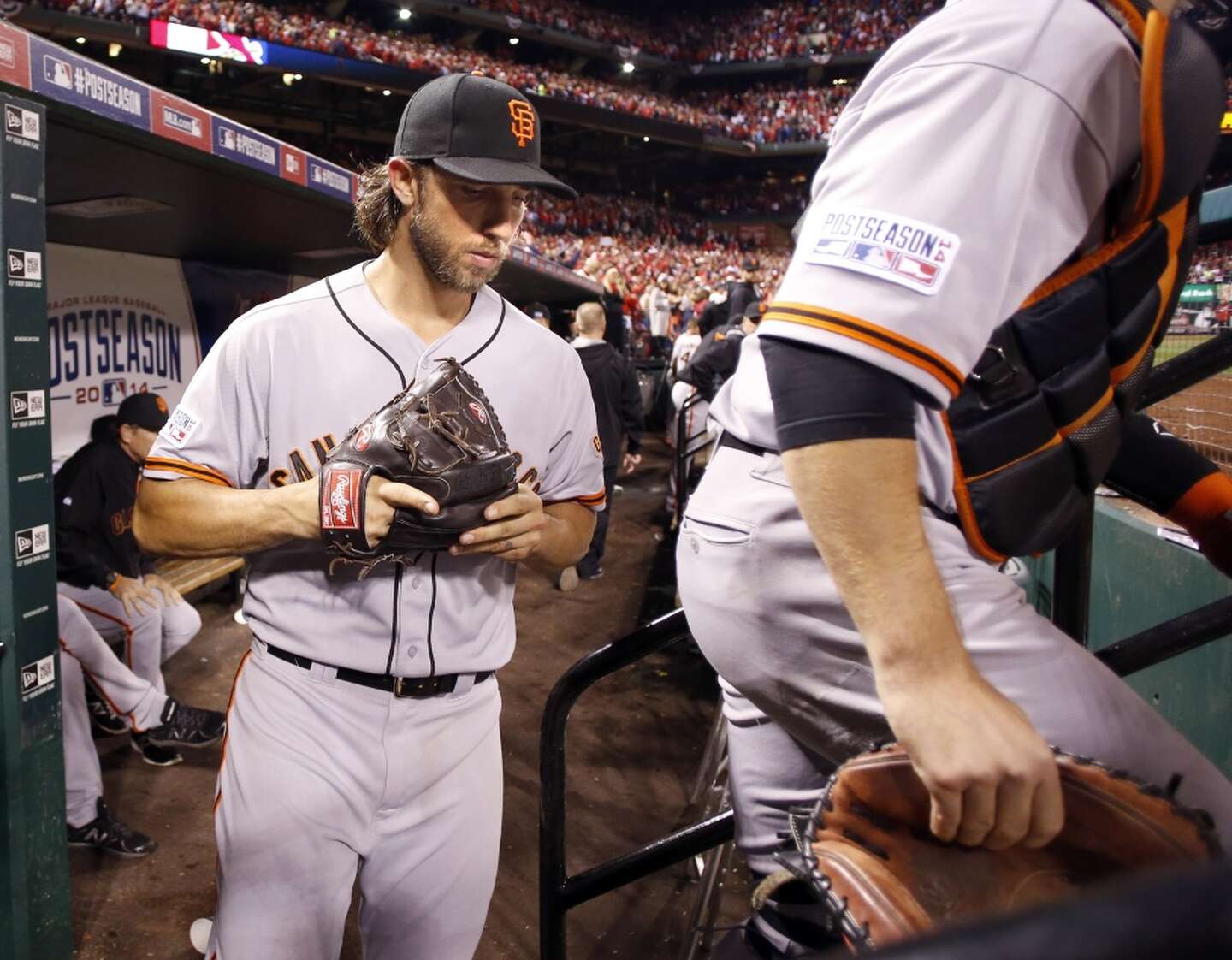 Full-contact play at 1st adds to Bumgarner’s legend