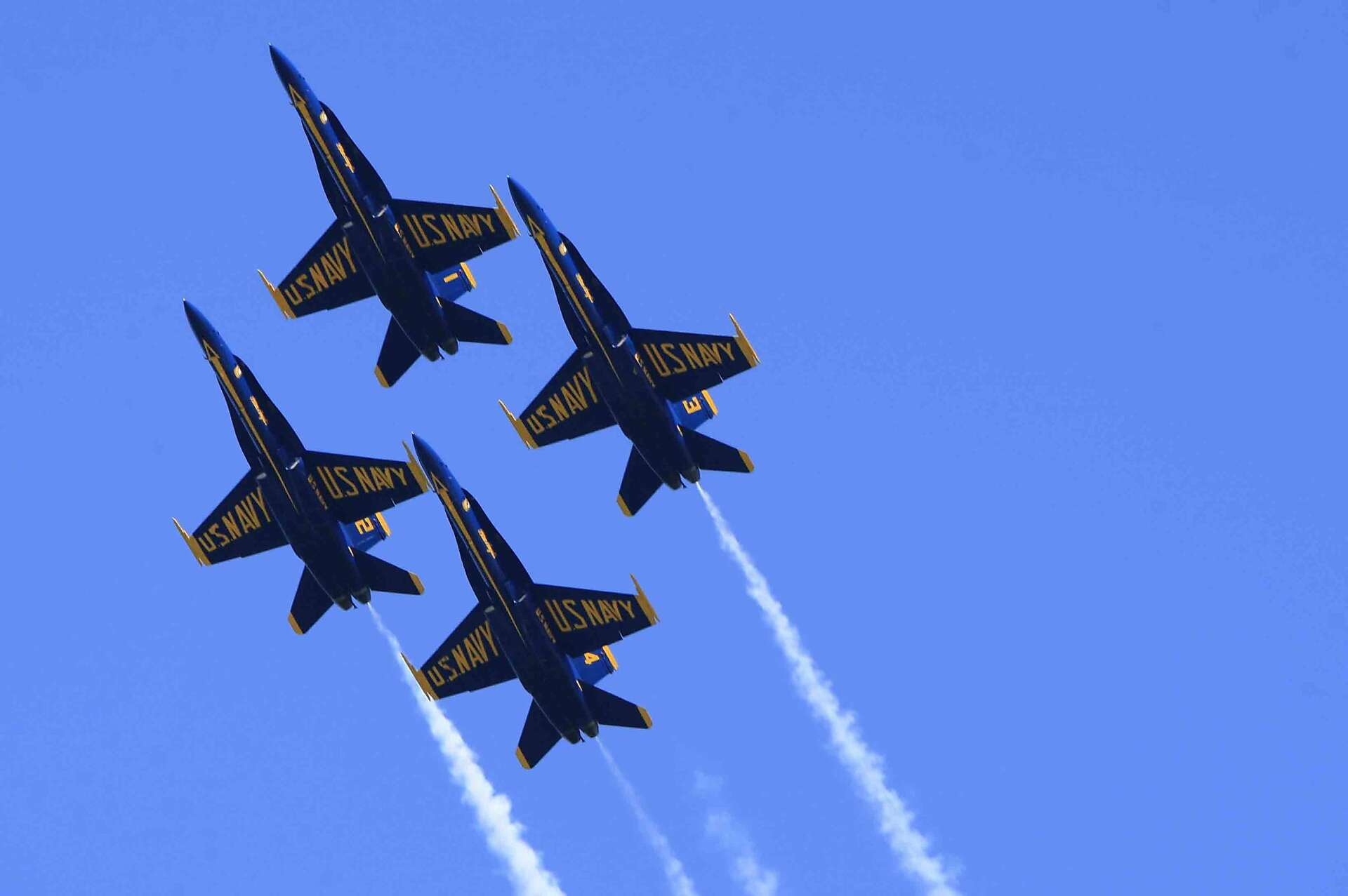 Blue Angels come roaring back for Fleet Week