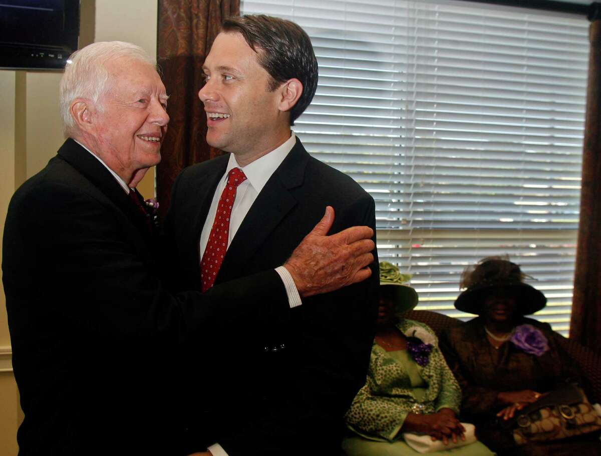 Jimmy Carter, 90, campaigns for grandson in Georgia