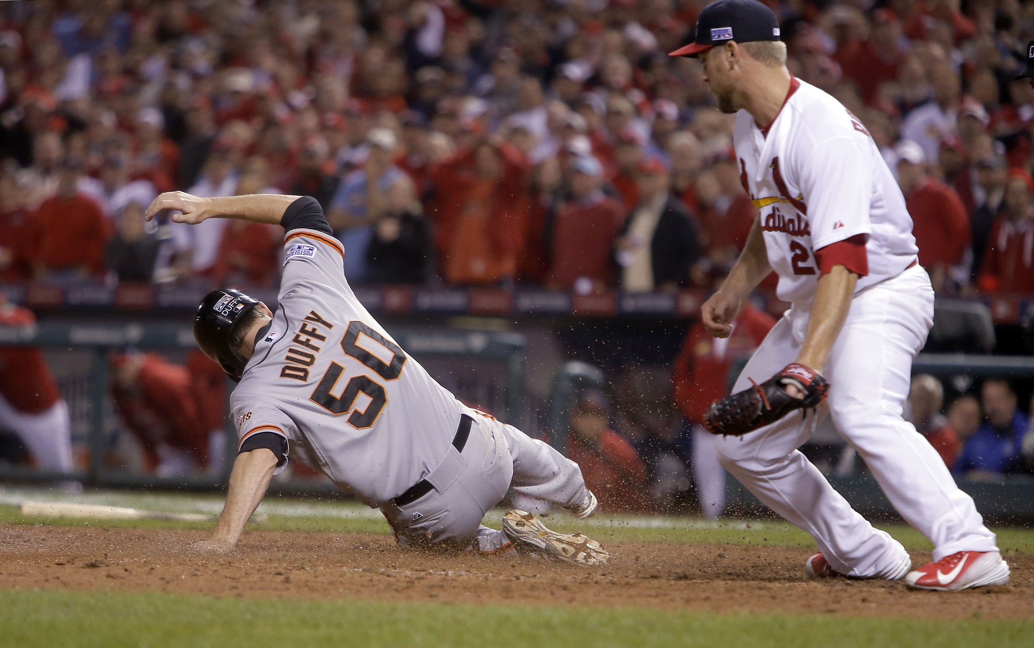 Bruce Bochy plays his hunches and wins his share, but not this time