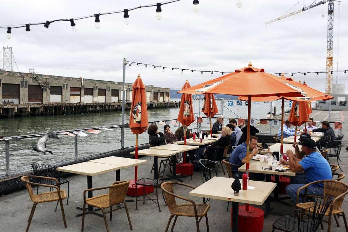 Best outdoor bars and restaurants in San Francisco