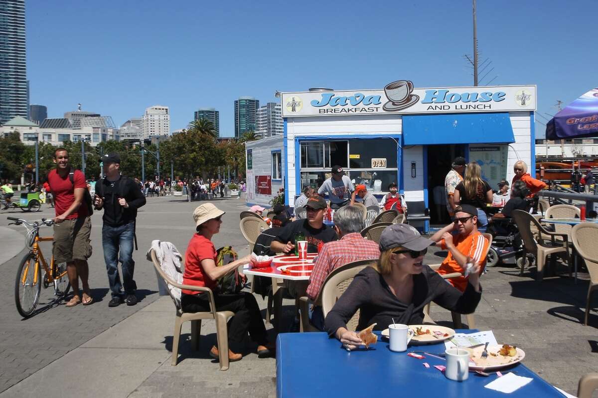 Best outdoor bars and restaurants in San Francisco