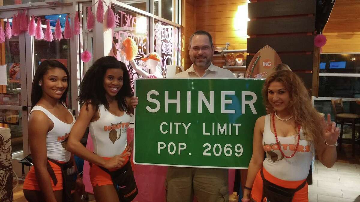 Hooters Girls raise money for breast cancer awareness