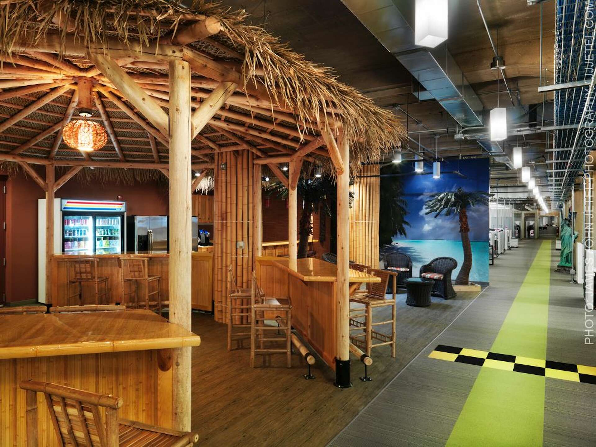 10 cool office spaces