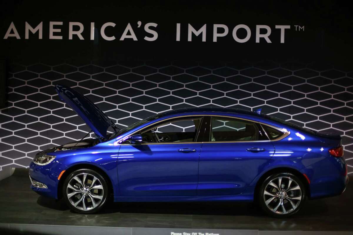 Seattle Auto Show full of eye candy, gizmos