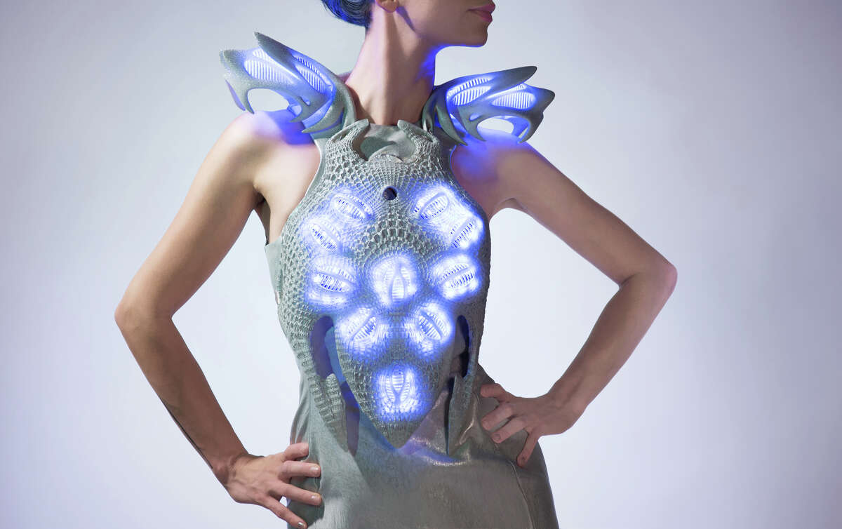 Fashion goes full circuit with Intel chip, wearable-tech contest