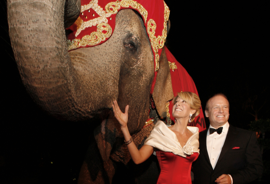 5 unforgettable charity ball themes