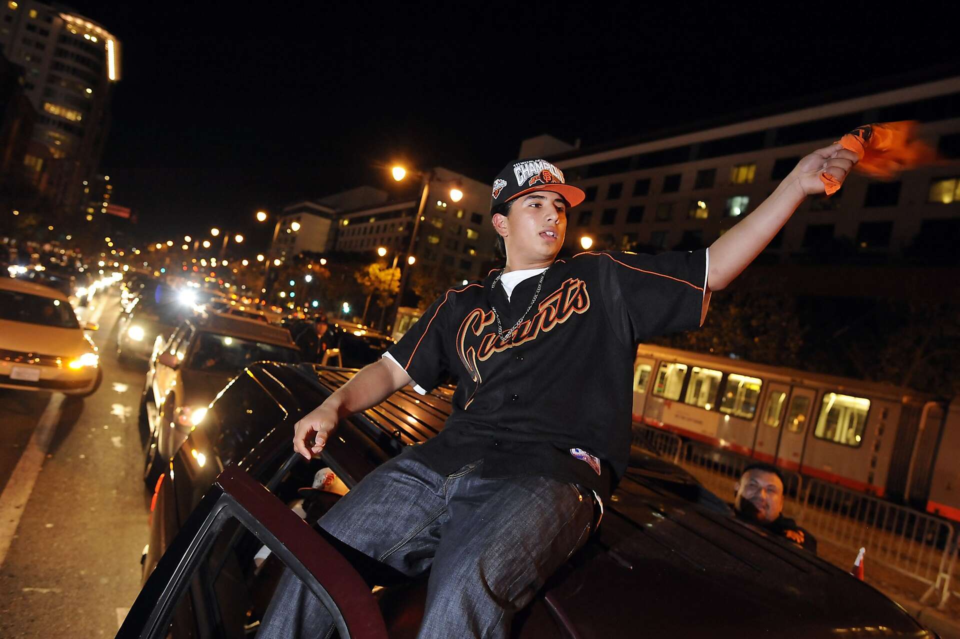 Giants fans electrified over thrilling NLCS victory