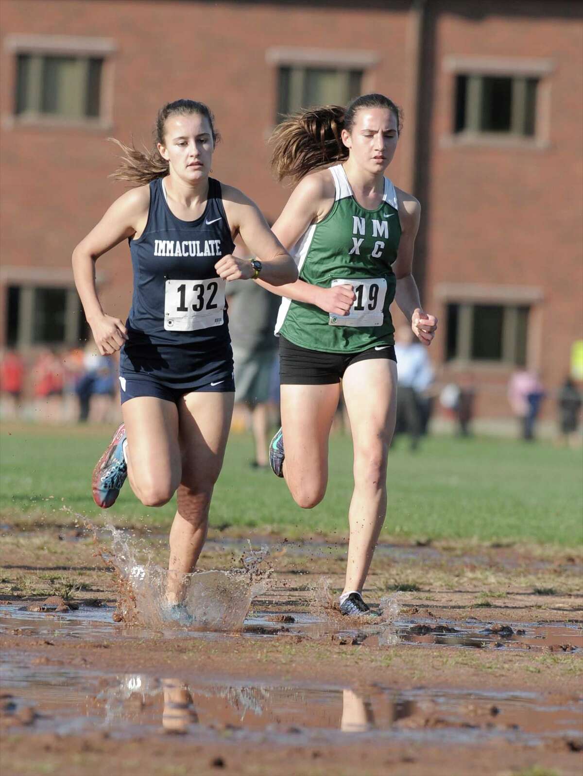 Running Rebels: Richichi leads New Fairfield girls to SWC cross country ...