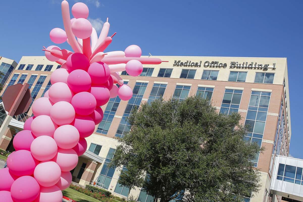 Methodist West Houston is Positively Pink