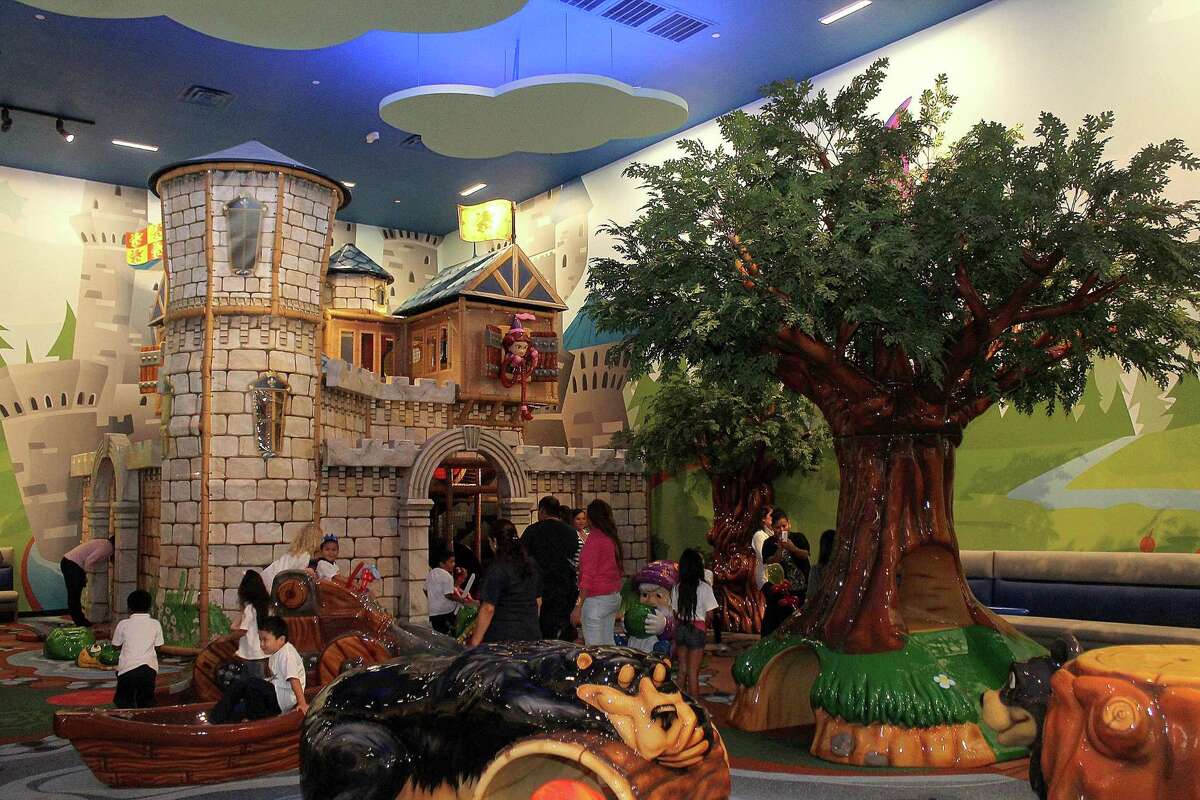 Memorial City Mall opens new three-level playground