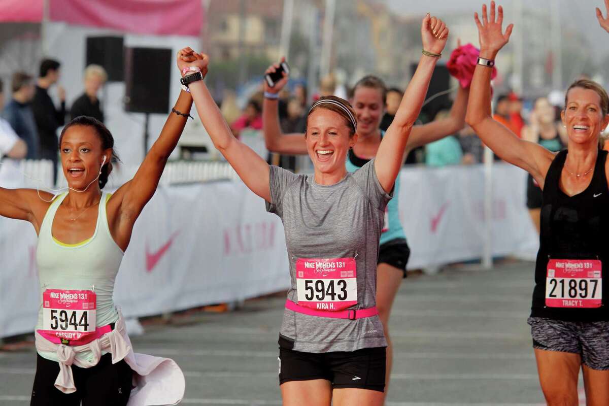 Popular women’s half marathon leaving San Francisco