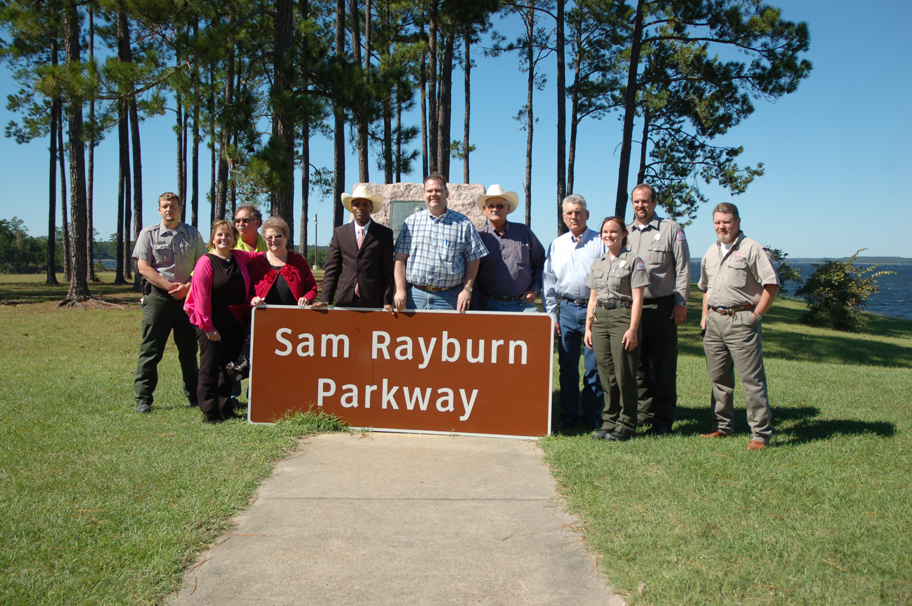 255 has a new name! Sam Rayburn Parkway
