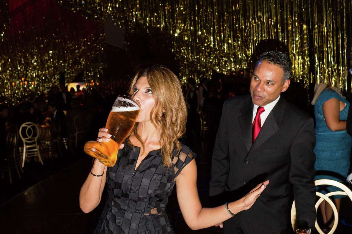 Philanthropist Jillian Manus’ parties are the toast of Silicon Valley