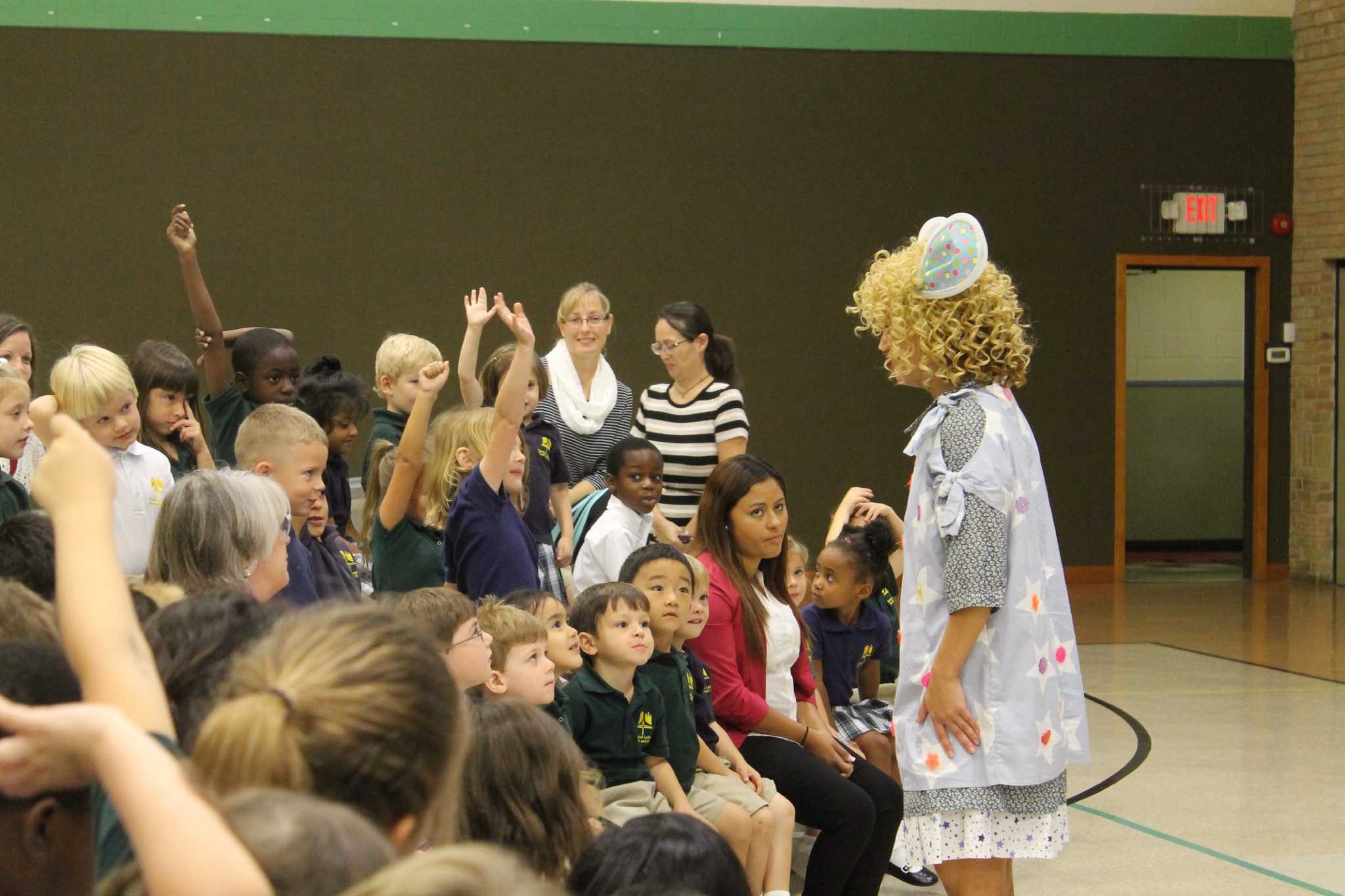 Spring Branch actress brings books to life for young people