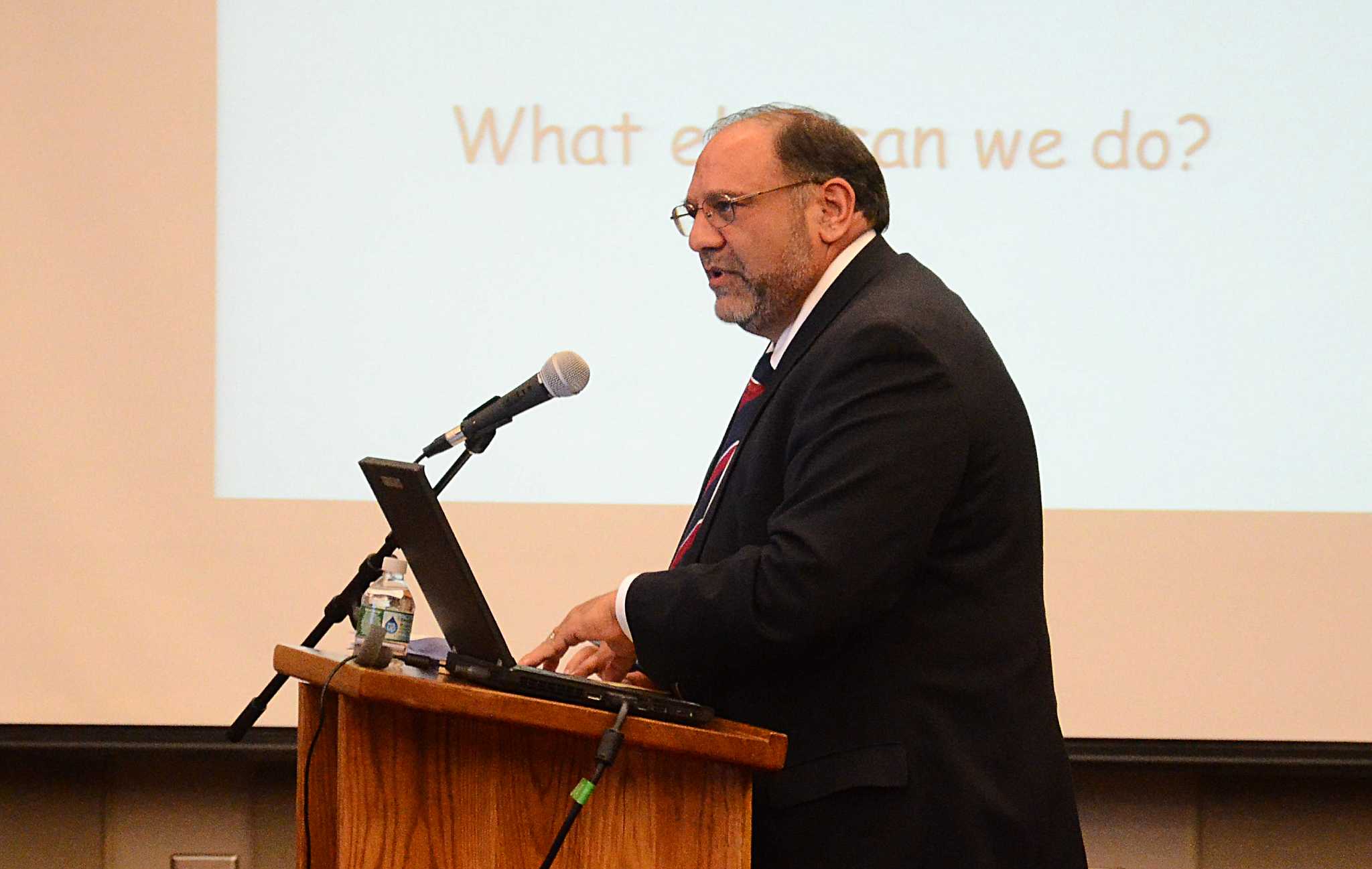 Worries mount as Saxe enrollment is said to rise