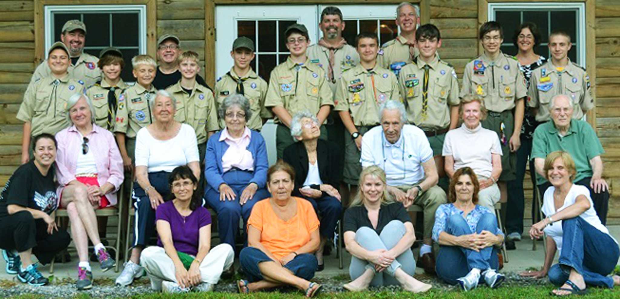 Boy Scouts bond with seniors