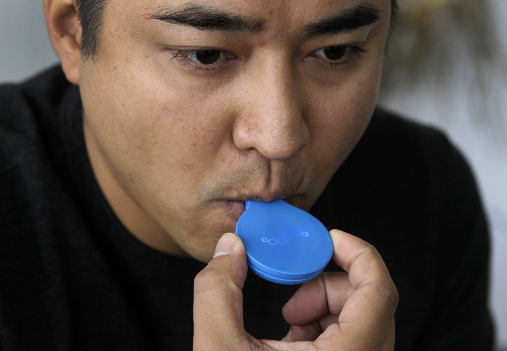 Breathalizer app calls Uber if you’re drunk