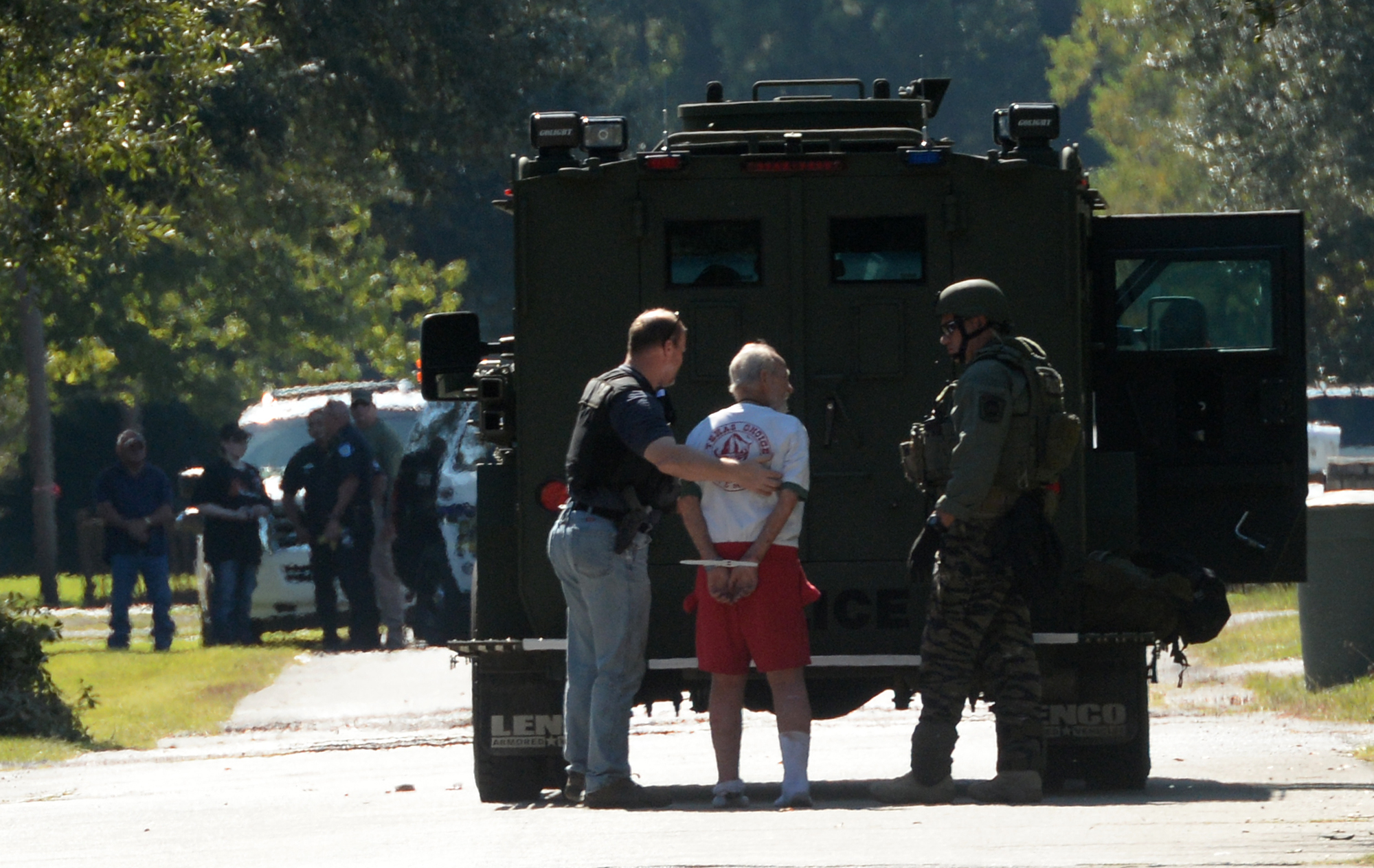 Man in custody after SWAT stand-off