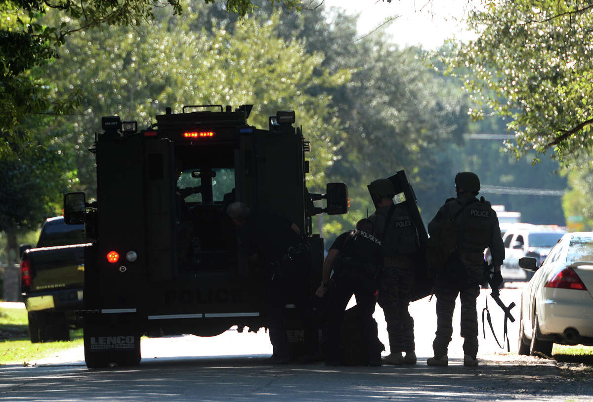 Man In Custody After Swat Stand Off