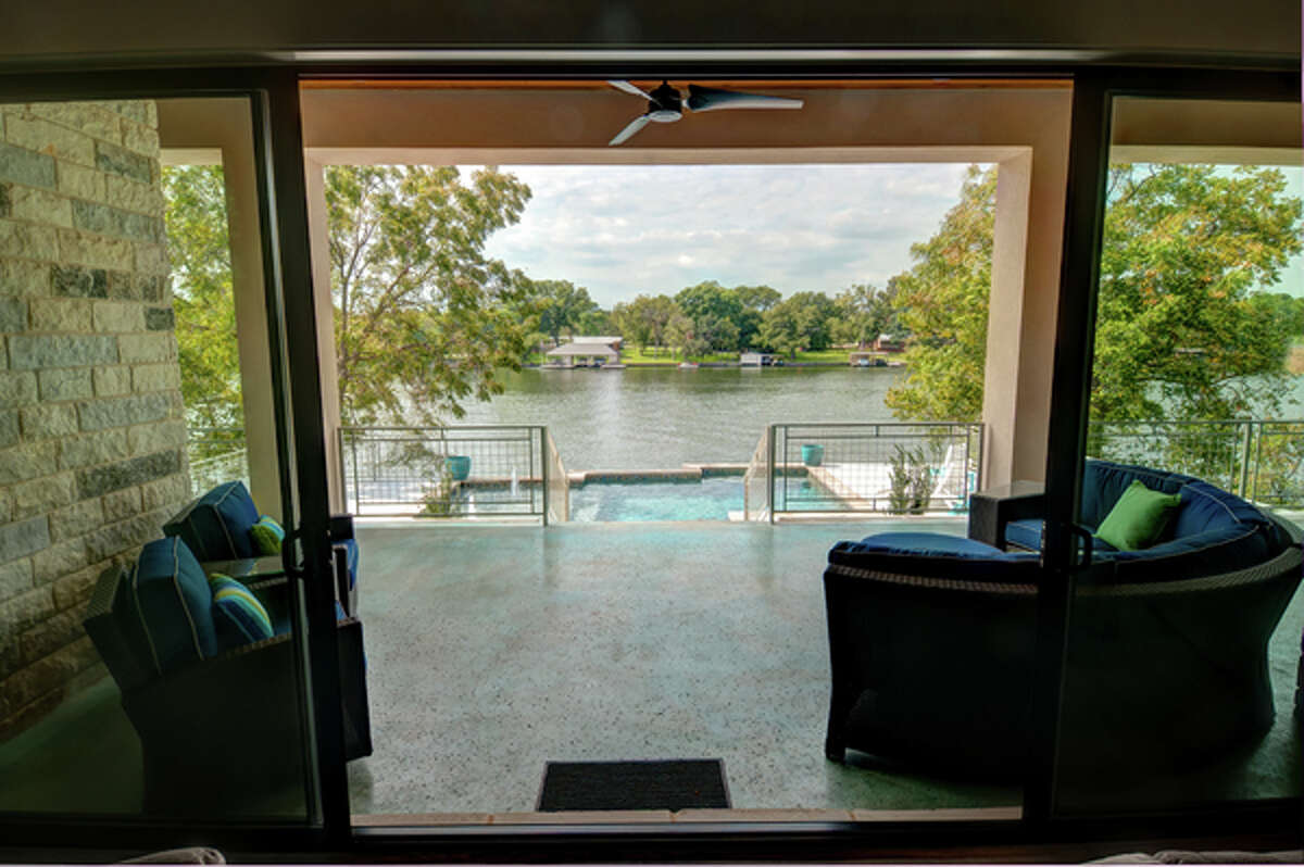 Guests won't want to leave these Hill Country houses