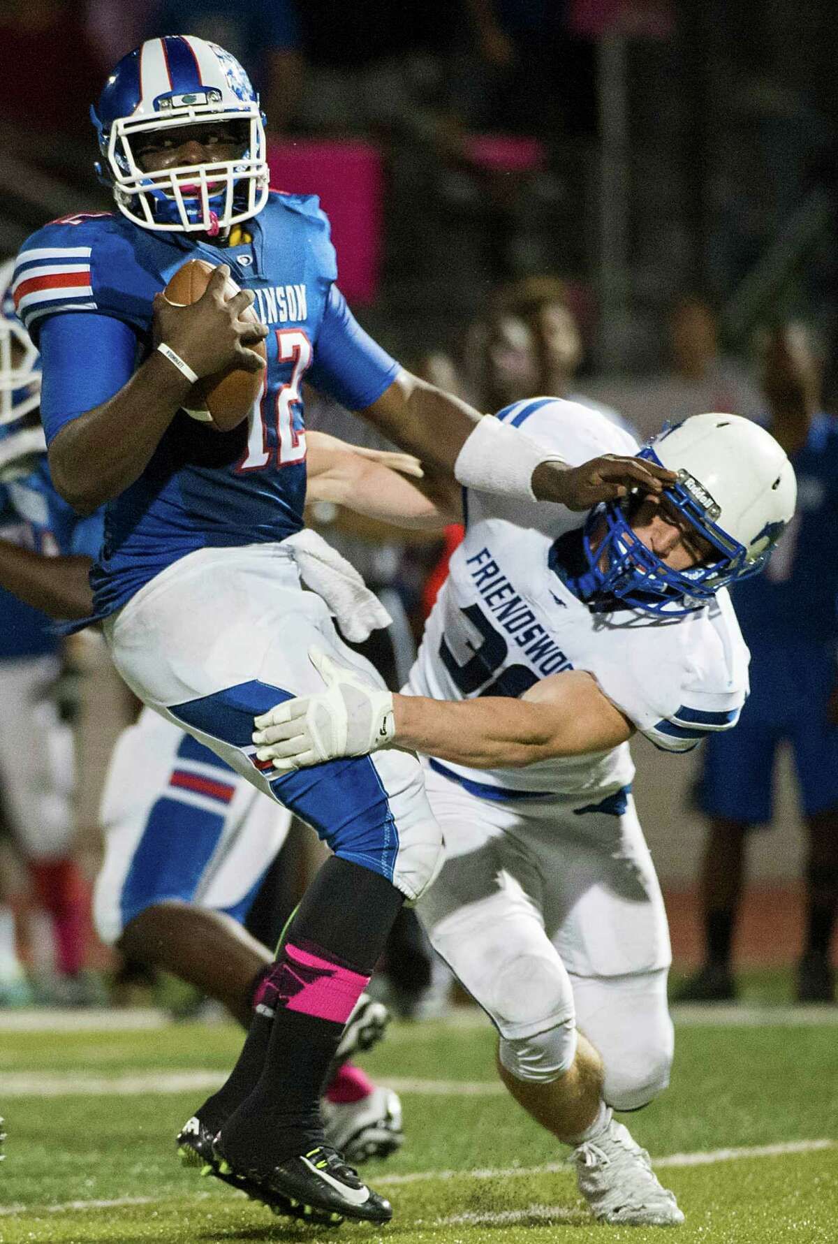 Dickinson stays undefeated with defensive win over Friendswood