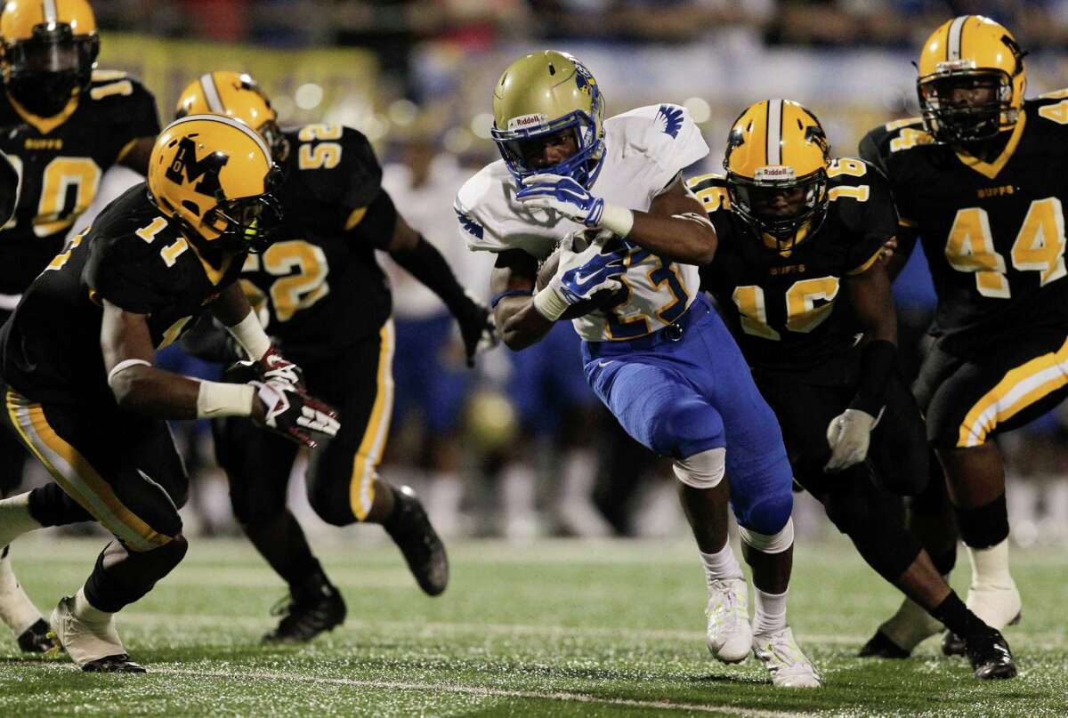 Giles does it all as Elkins outlasts Fort Bend Marshall in double-OT