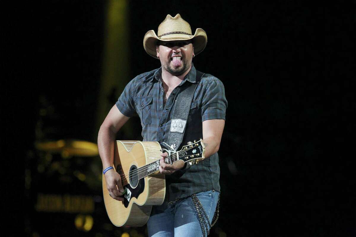Jason Aldean, Florida Georgia Line have an AT&T Center bro down