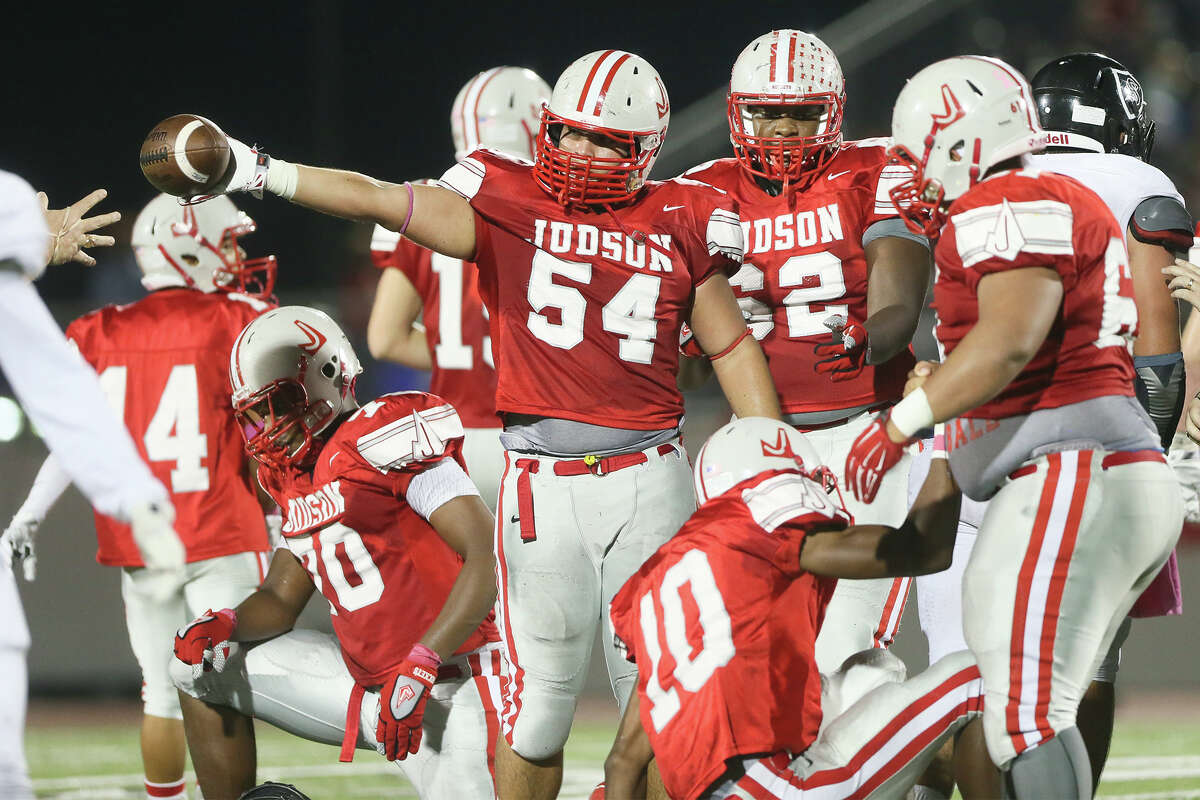 Steele rallies to top Judson