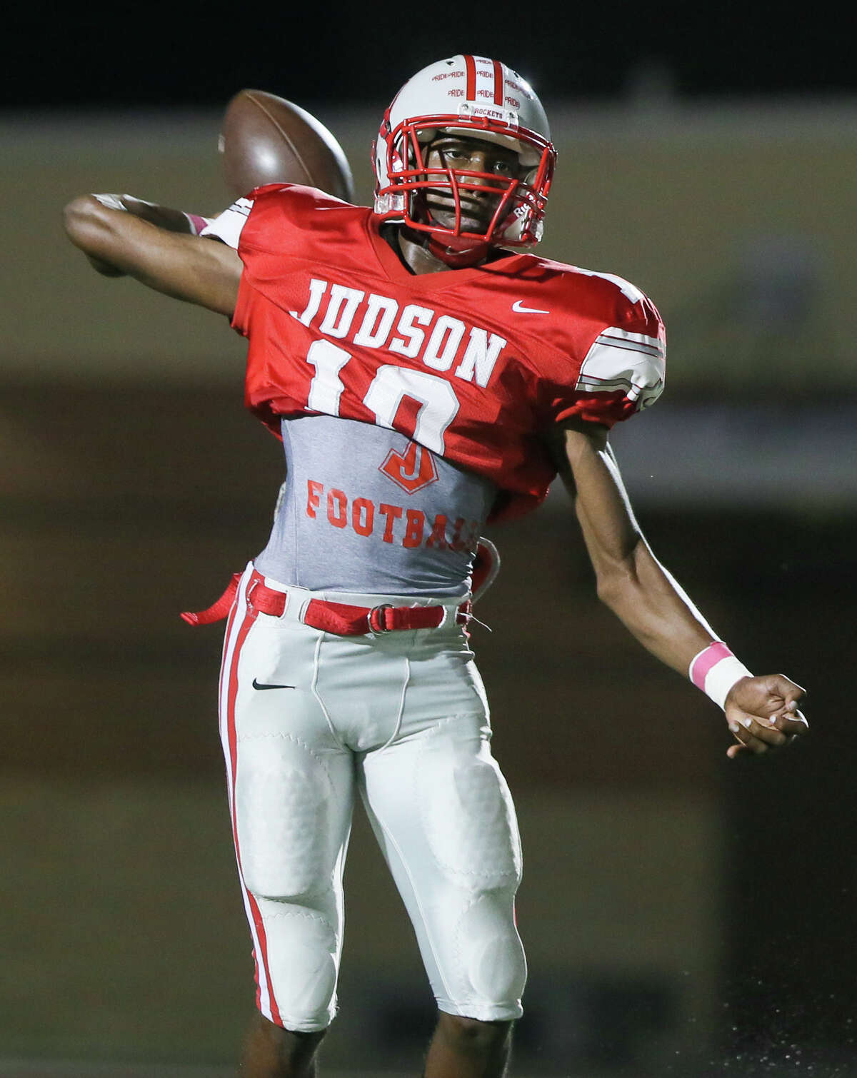 Steele rallies to top Judson