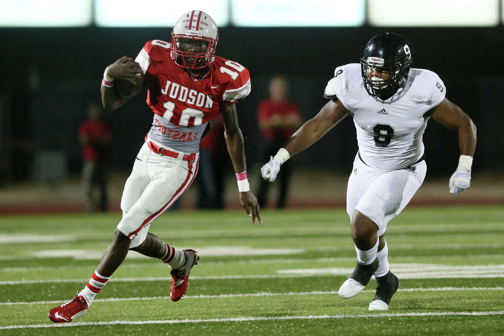 Steele rallies to top Judson