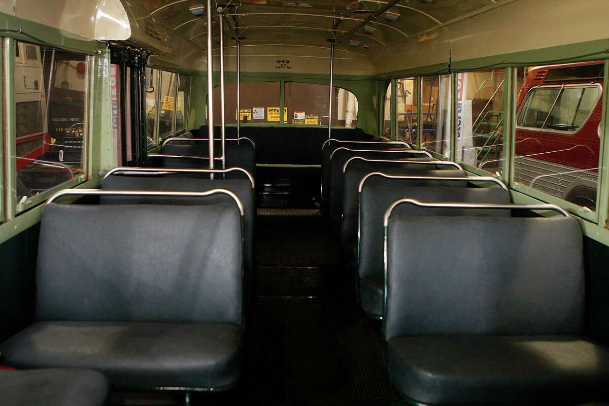 Old Muni buses to take sentimental journey