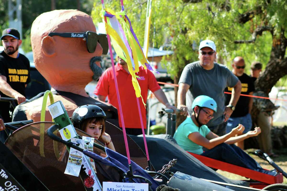 mySpy: Dignowity Hill Pushcart Derby