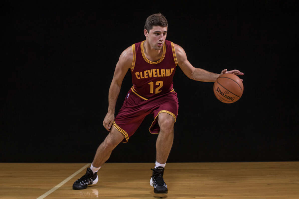 San Antonio Spurs reveal Christmas Day alternate jerseys