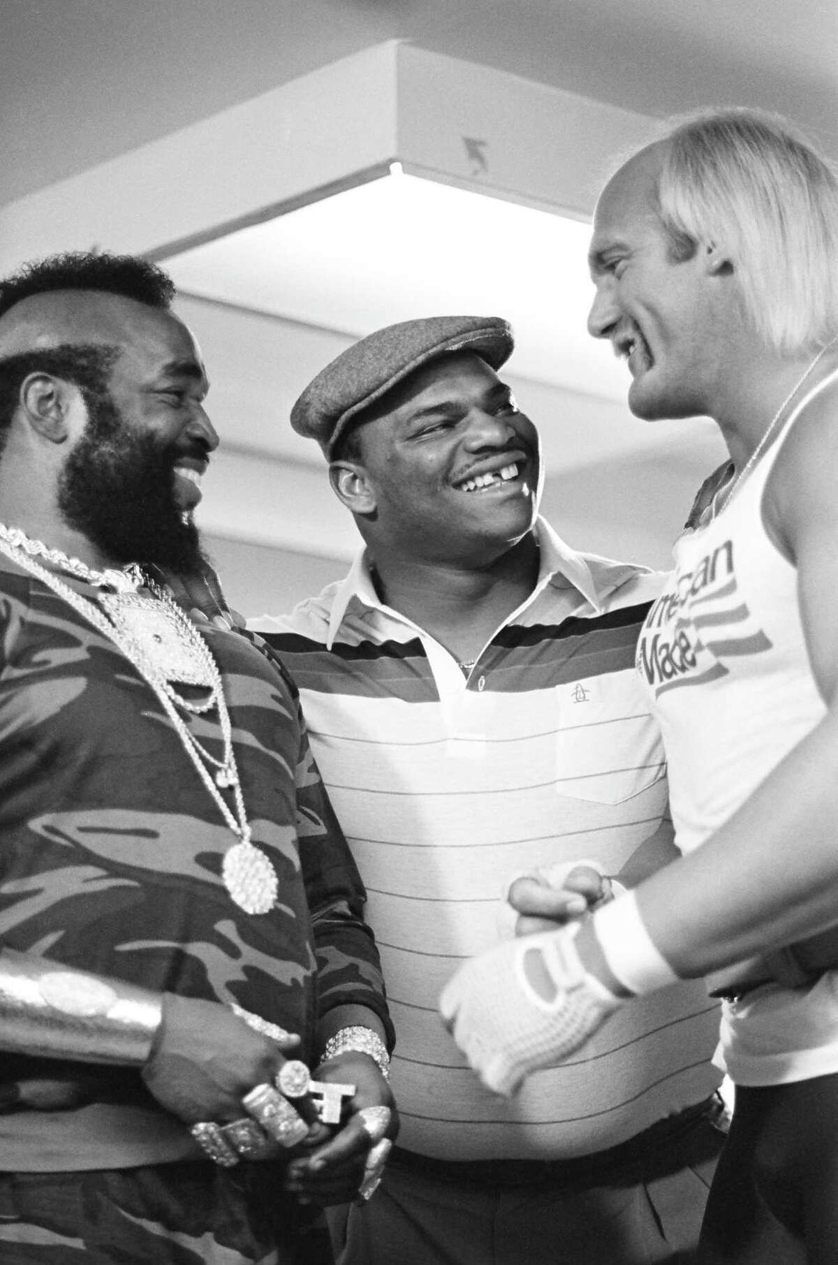 Hulk Hogan talks cancer awareness at AT&T Center