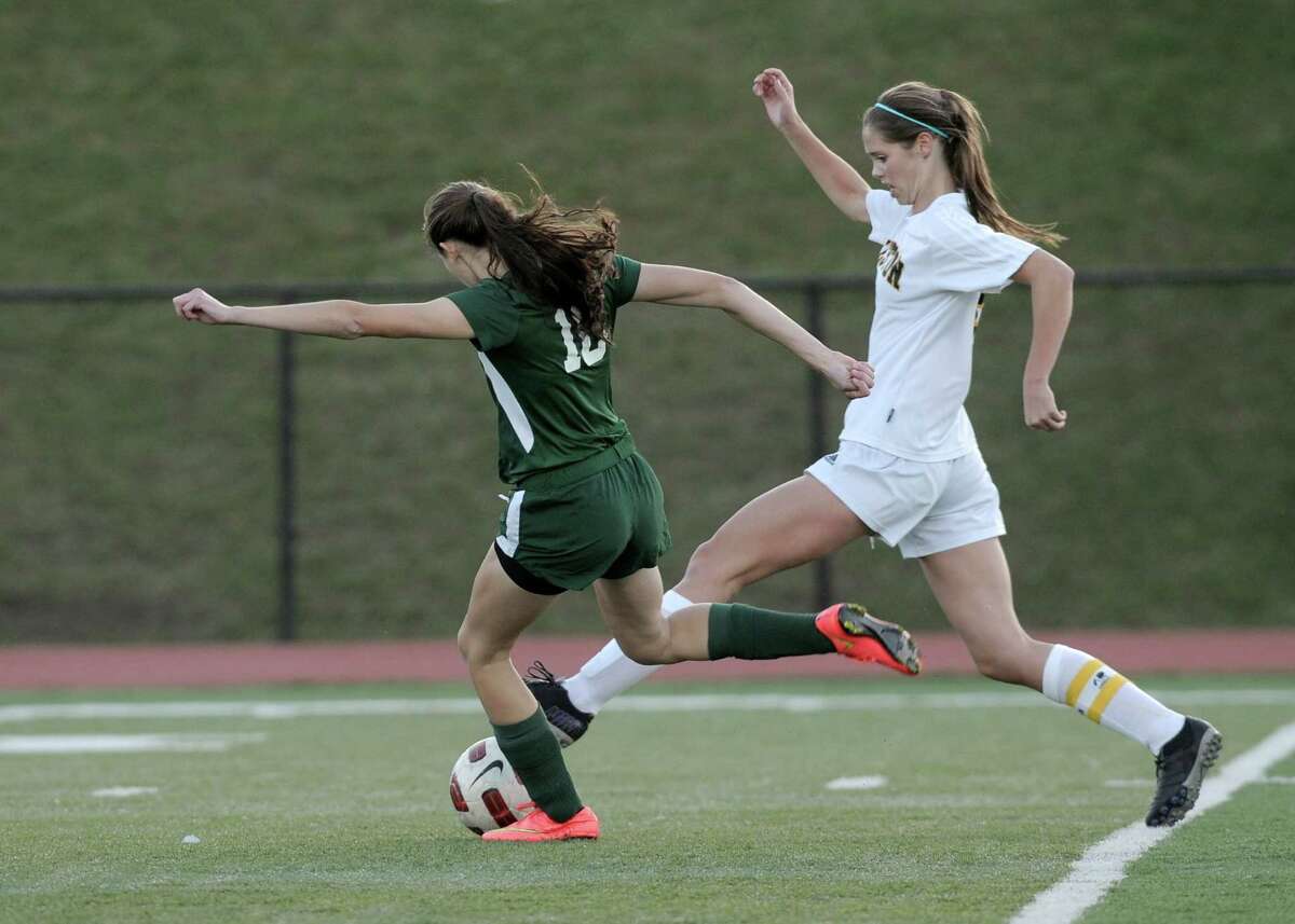 New Milford, Masuk advance to SWC girls soccer final